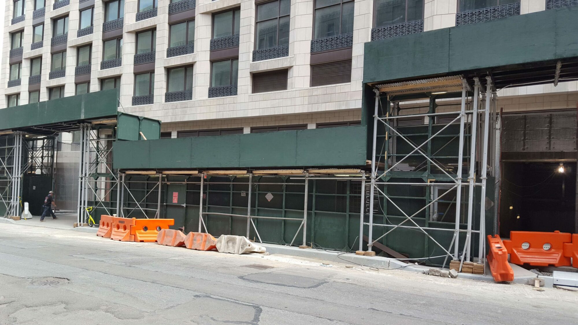 Riverside Building 5 - UBS